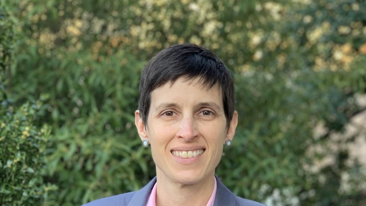 Susan Pell's Instagram, Twitter & Facebook on IDCrawl